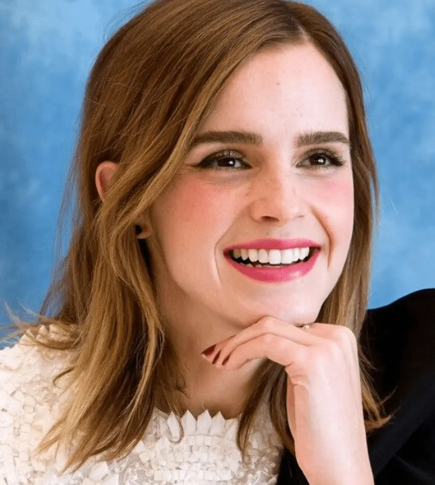 Зміна зубів Емми Уотсон за роки