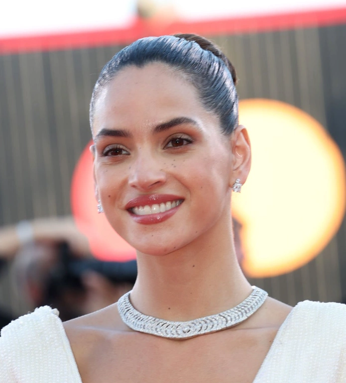 Adria Arjona’s Smile Transformation: A Natural-Looking Makeover | LEMA