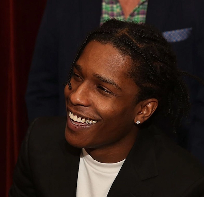 😁 Напевите на А$АП Роки "Бляскави зъбни накрайници