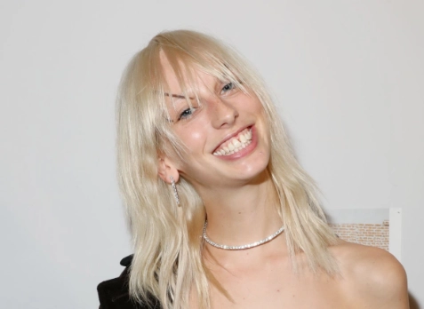 Lili Sumner's Zahnreise | LEMA