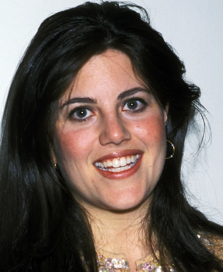 Monica Lewinsky All'epoca e Ora - Trasformazione dei Denti | Lema ...