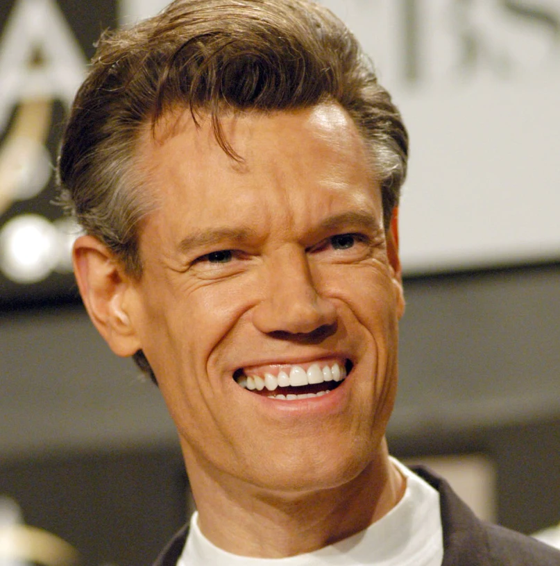 Randy Travis Hoy en día: Su transformación dental | Lema Dental Clinic