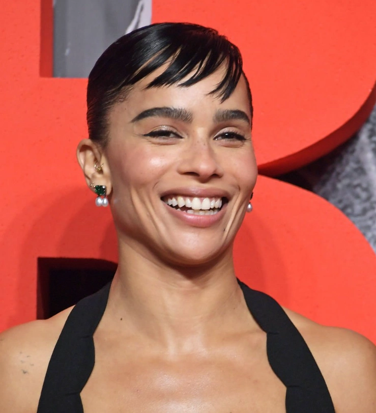🤩 Zoë Kravitz's nieuwe tanden in 2025 – verbluffend Effect