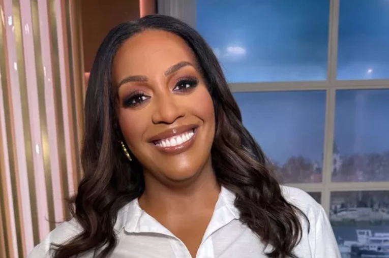 De Tandtransformatie van Alison Hammond in de Loop der Jaren