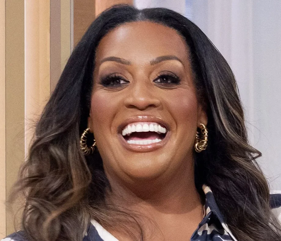 De Tandtransformatie van Alison Hammond in de Loop der Jaren