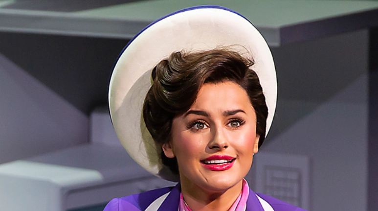 Zahntransformation von Amber Davies: Vorher und Nachher | Lema Dental ...