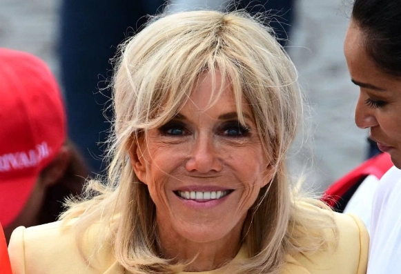 Brigitte Macron'i hammaste muutumine (Vanaaegne/Uus): Enne ja pärast