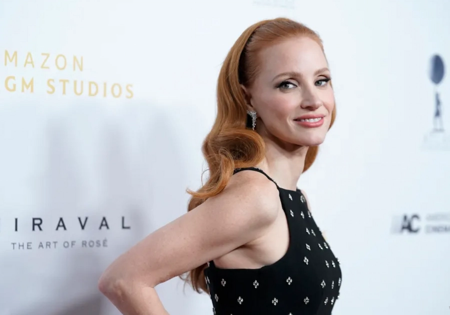 🎭 Jessica Chastain dantys (senos/naujos): prieš ir po