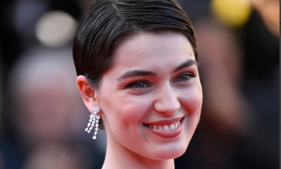 Anamaria Vartolomei Teeth Transformation – Before and After | LEMA