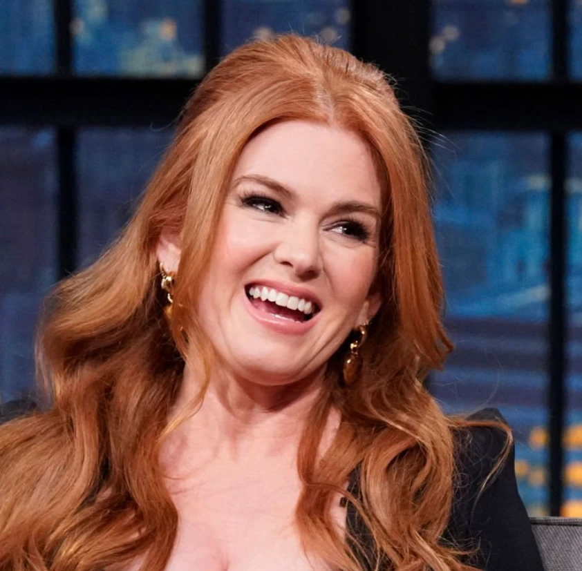Isla Fisher S Zobu Pārveidošana Pirms Un Pēc