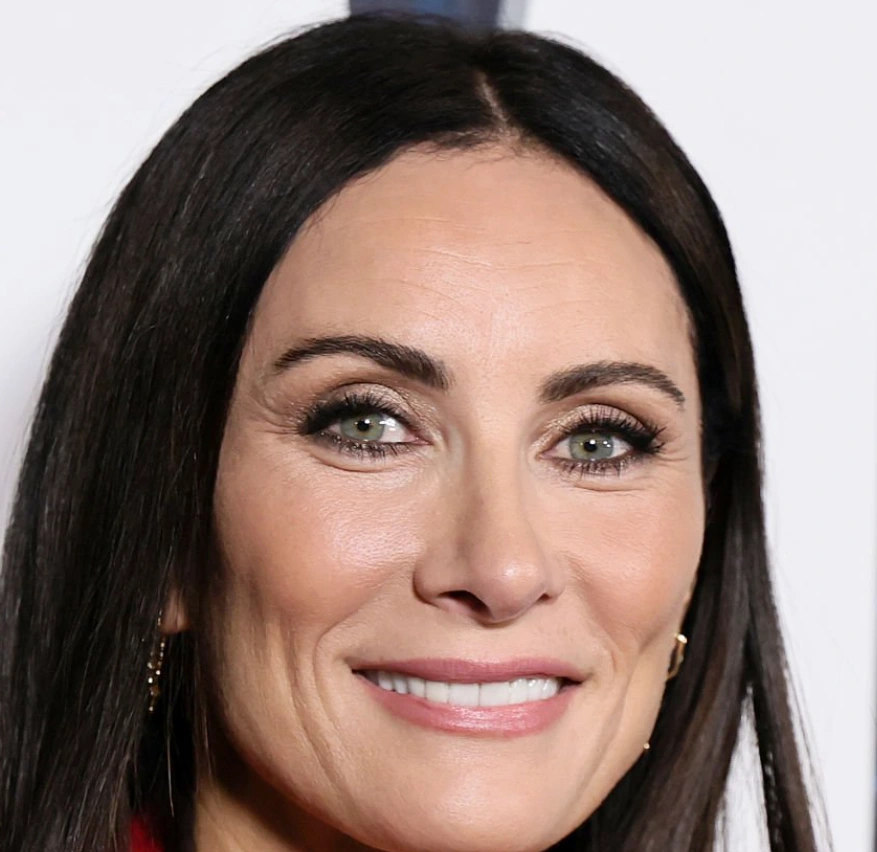 Laura Benanti smsgabalku transformācija - Pirms un pēc