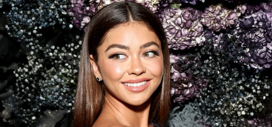 Sarah Hyland’s Teeth Transformation ‍ : Before and After | LEMA