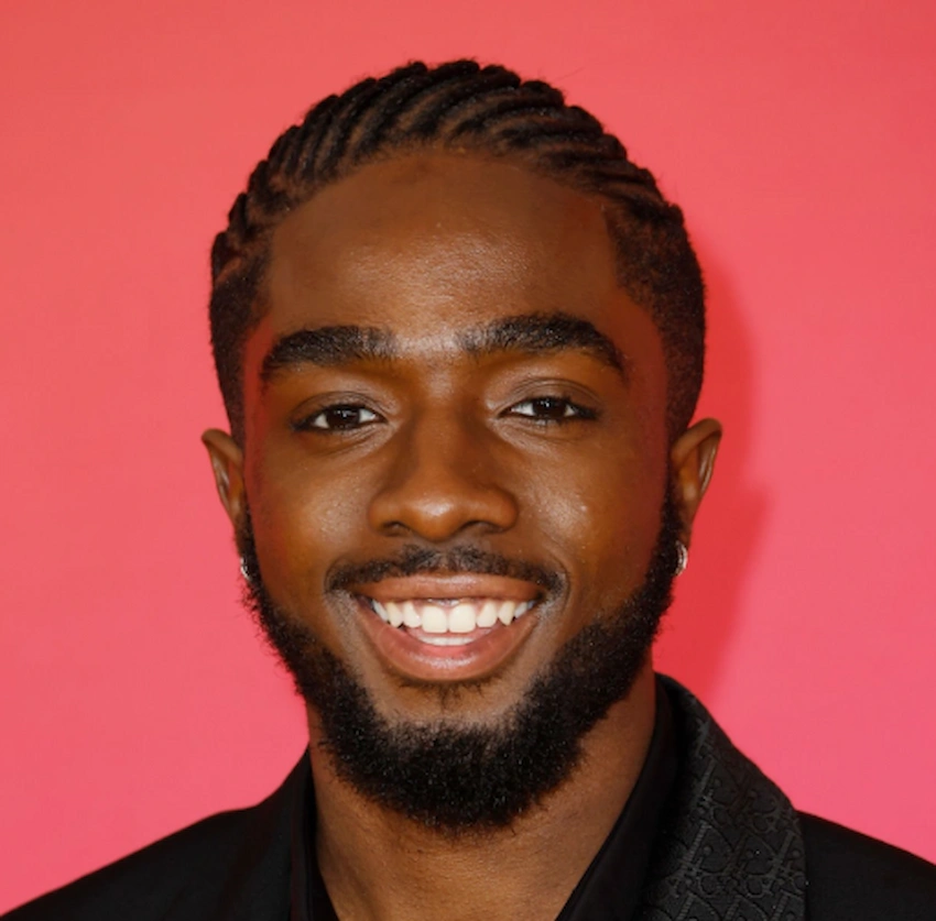Caleb McLaughlin'in Diş Dönüşümü: Hollywood Gülüşü | Lema Dental Clinic