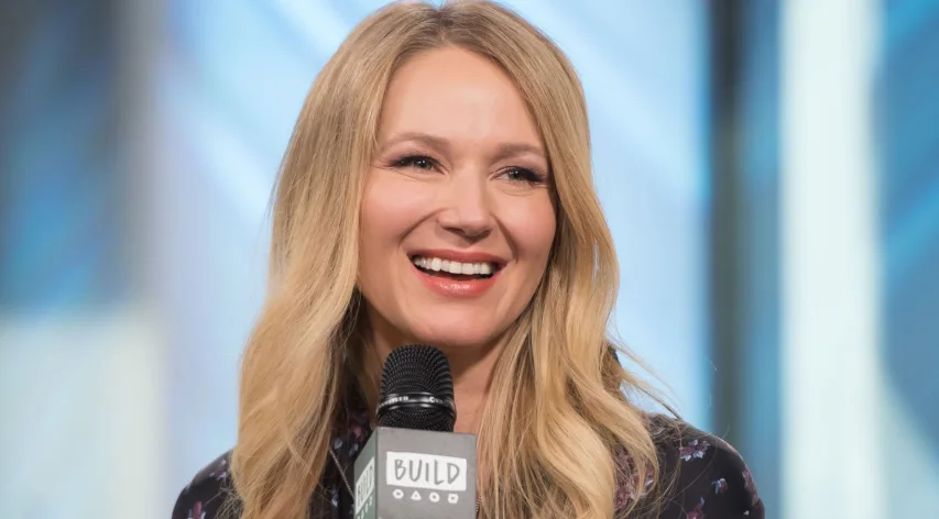 Jewel’s Teeth: Did She Get Her Teeth Fixed? | LEMA