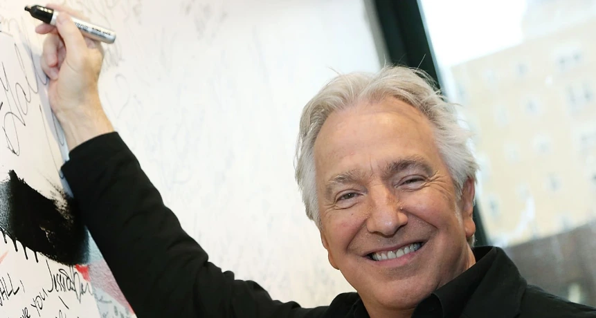 Alan Rickman’s Signature Smile: A Timeless Transformation | LEMA