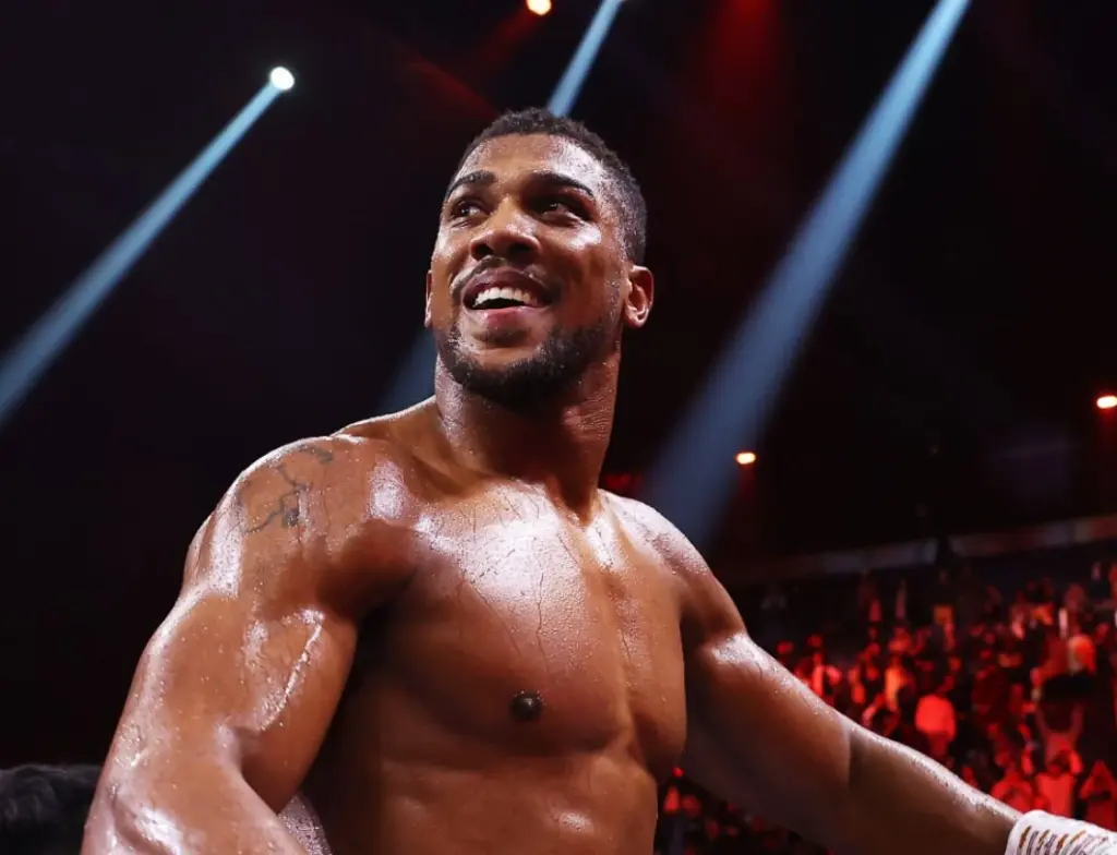 Uśmiech Anthony'ego Joshua: Jego największa przemiana poza ringiem