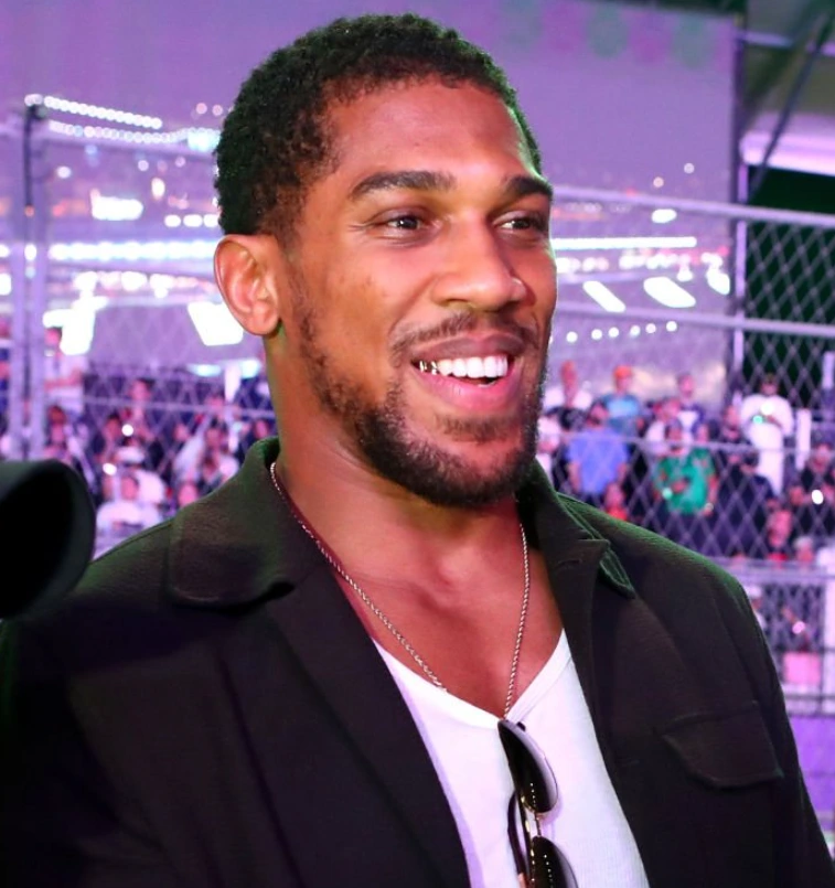 Anthony Joshua’s Smile: His Biggest Transformation Off the Ring? | LEMA