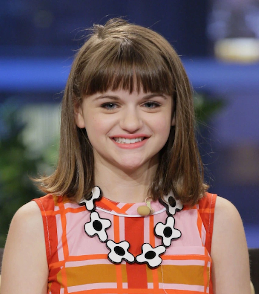 Joey King’in Gülüşü: Dişleri The Act İçin Değişti Mi? | Lema Dental Clinic