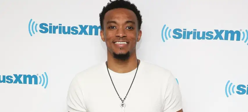 Jonathan Taylors tenner: Fikk Jonathan Taylor et Hollywood-smil