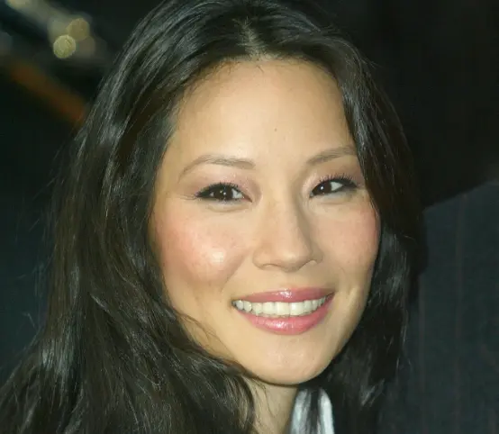Lucy Liu’nun Gülümsemesi: Lucy Liu Dişlerini Yaptırdı mı | Lema Dental ...